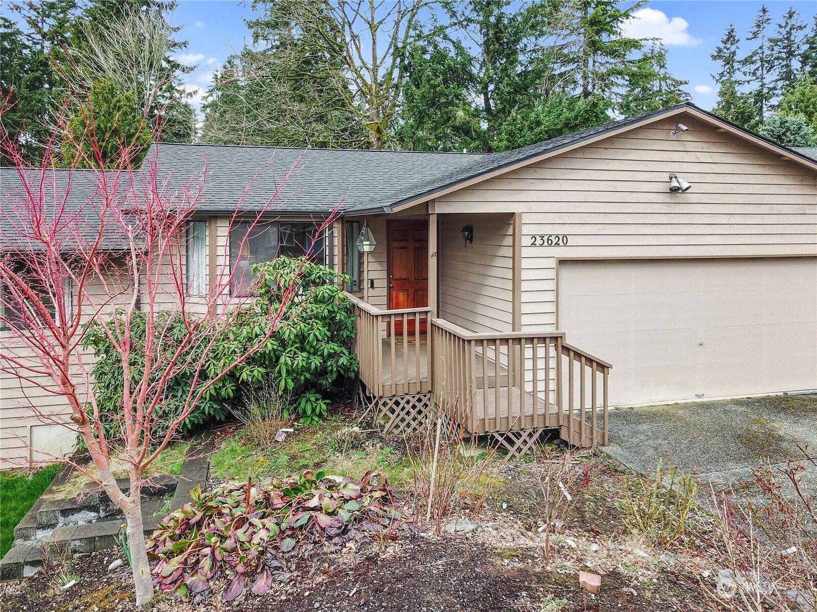 3 bed Edmonds home for sale: 23620 76th Avenue W, Edmonds, WA 98026