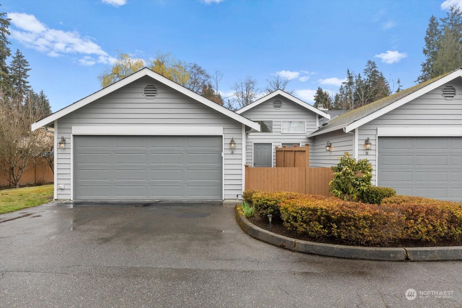 2 bed Lynnwood home for sale: 20507 28th Avenue W A, Lynnwood, WA 98036