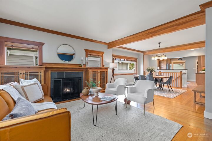 5 bed Seattle home for sale: 7331 23rd Avenue NW, Seattle, WA 98117