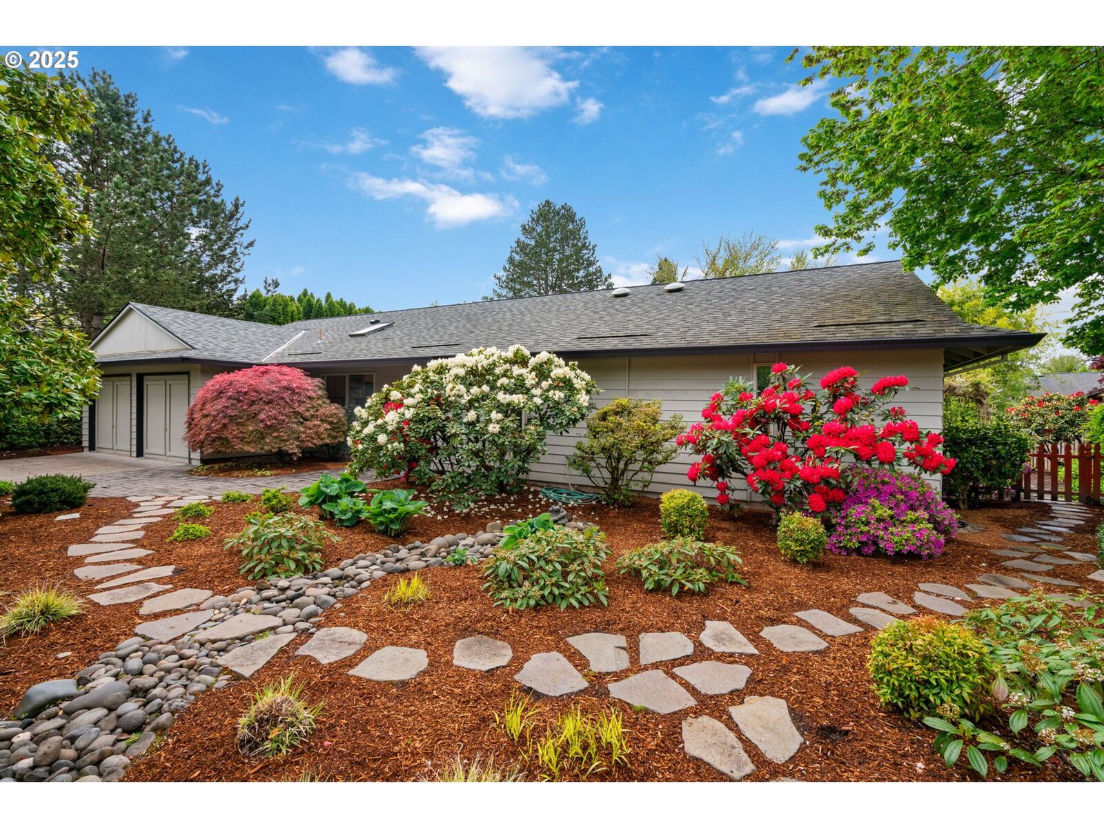 Home for sale in Portland: 8926 SW Becker Dr, Portland, OR 97223