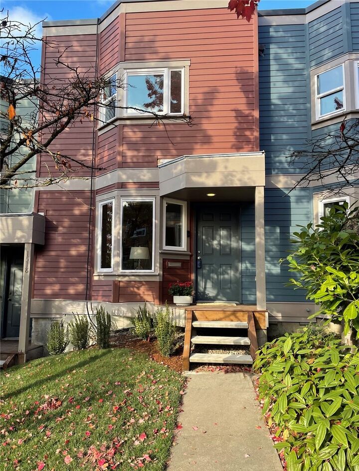 2 bed Seattle home for sale: 1520 E Yesler Way, Seattle, WA 98122